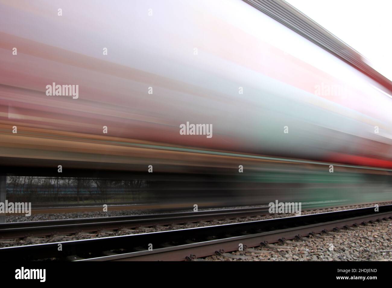 Brouiller les trains Banque de photographies et d’images à haute résolution - Alamy