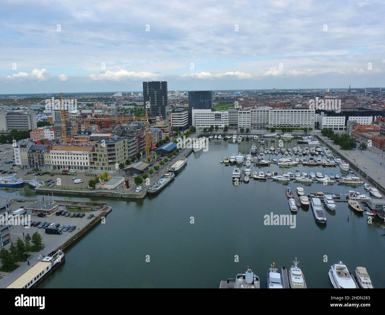 Port of antwerp aerial Banque de photographies et d’images à haute ...