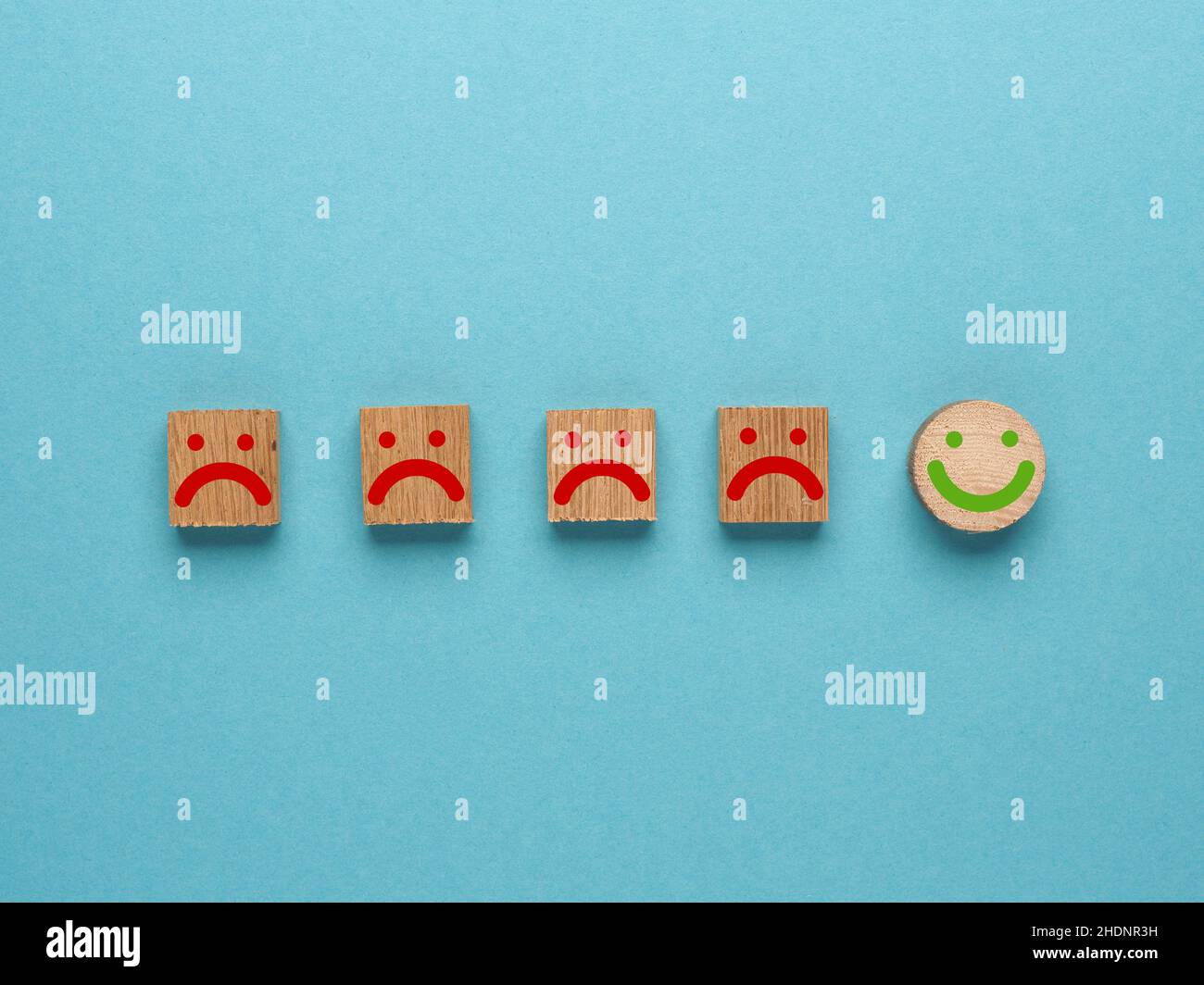 Smiley insatisfait Banque de photographies et d’images à haute ...