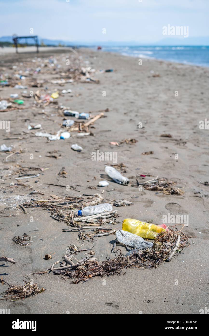 plage, pollution, déchets plastiques, plages, bord de mer,pollutions ...