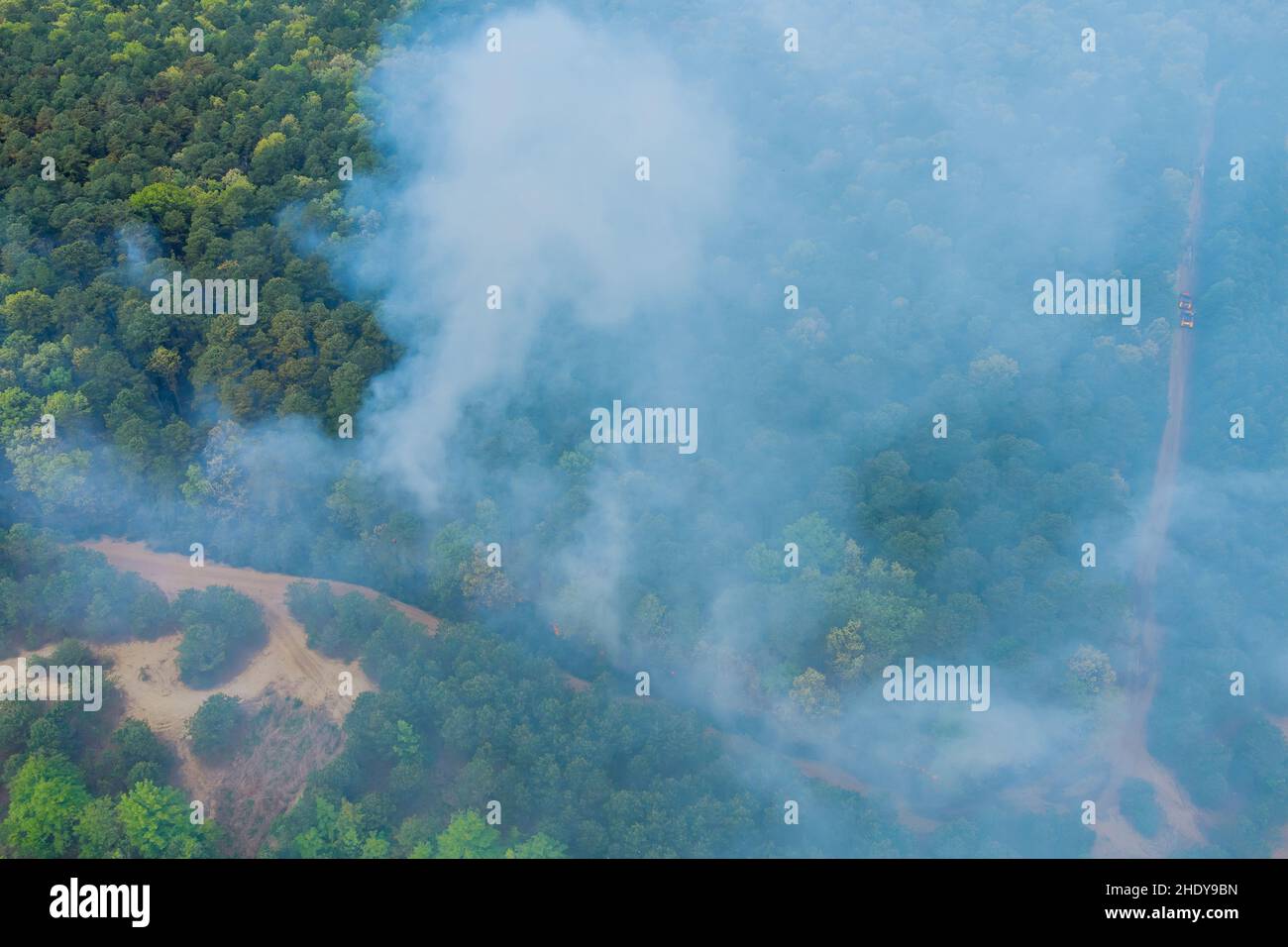 Vues aériennes des feux de forêt Banque de photographies et d’images à ...