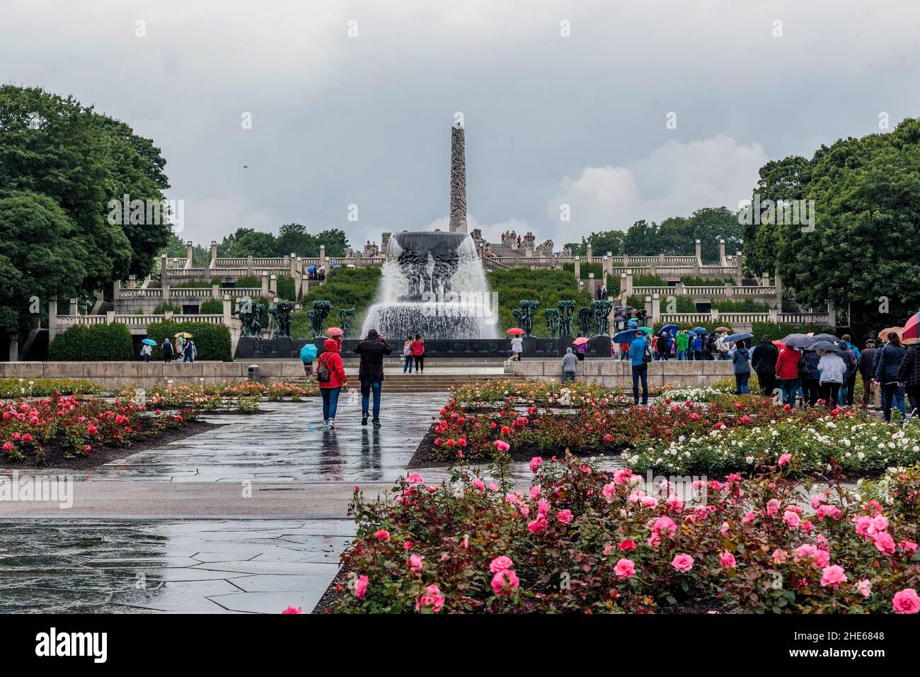 OSLO, NORVÈGE - 1 JUILLET 2016 : c'est le célèbre parc de sculptures de ...