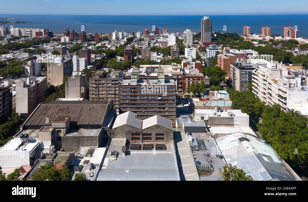 Rues de la ville montevideo uruguay Banque de photographies et d’images ...