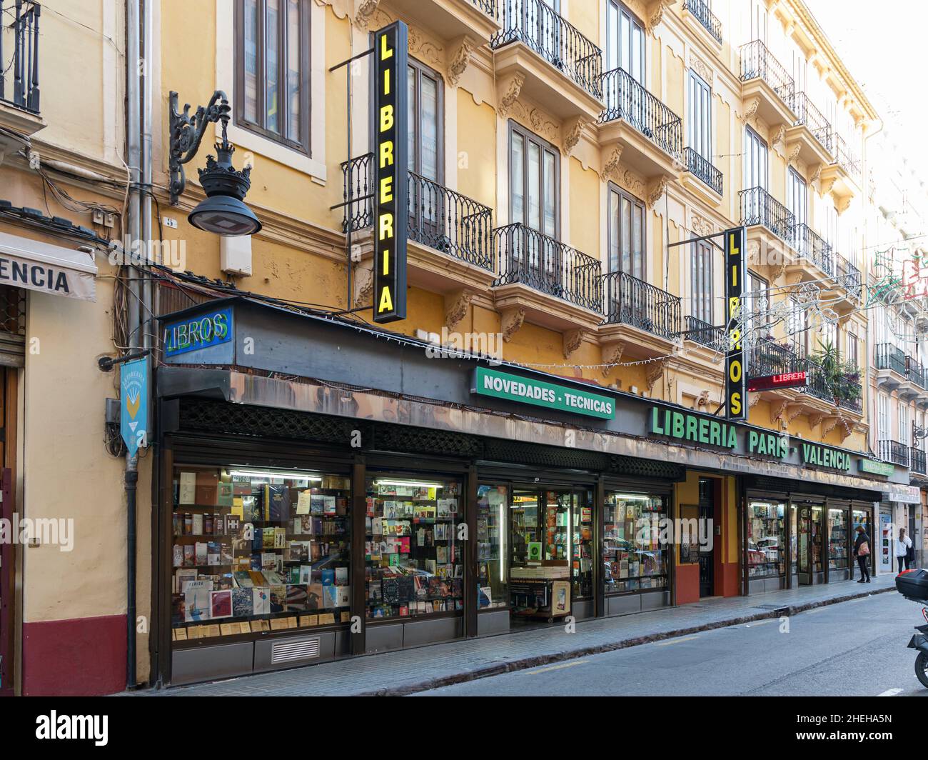 10 am est to cst - termicro