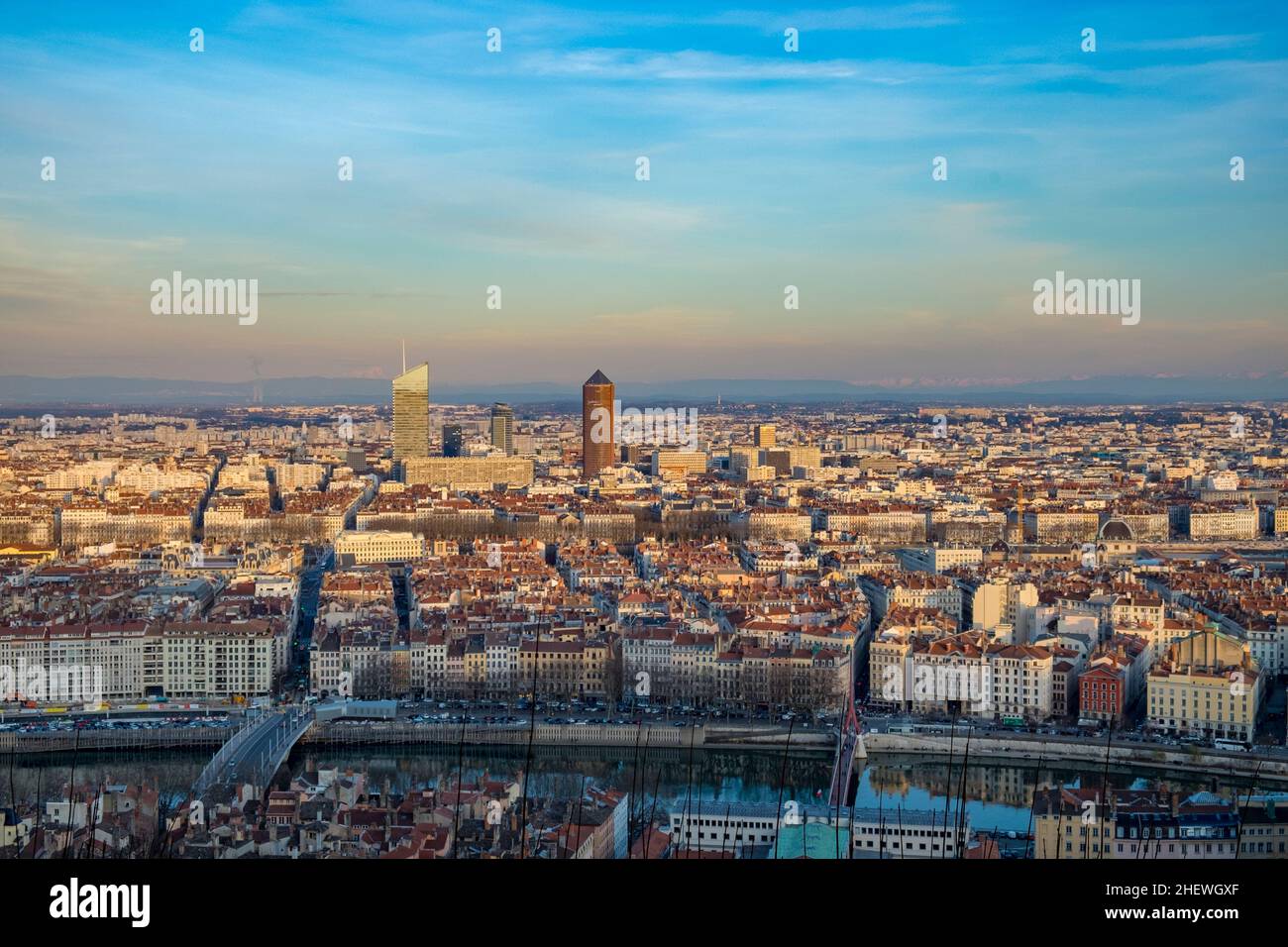 Skyline of lyon Banque de photographies et d’images à haute résolution ...