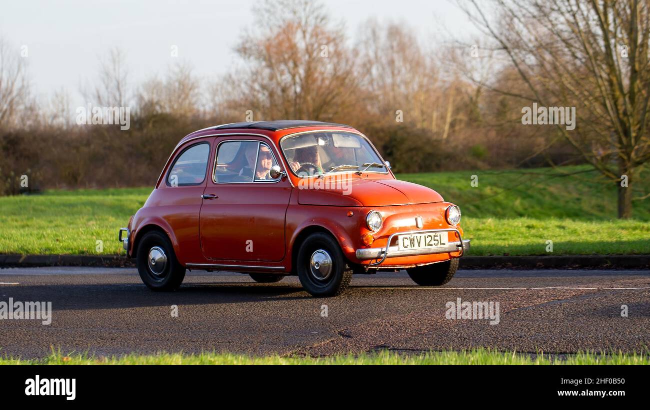 Retro fiat Banque de photographies et d’images à haute résolution - Alamy