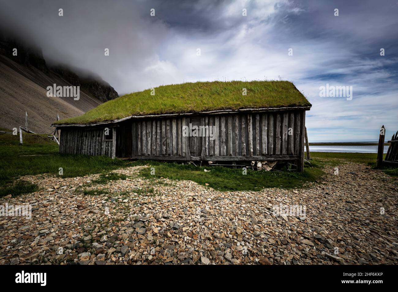 Cabane de viking Banque de photographies et d’images à haute résolution ...