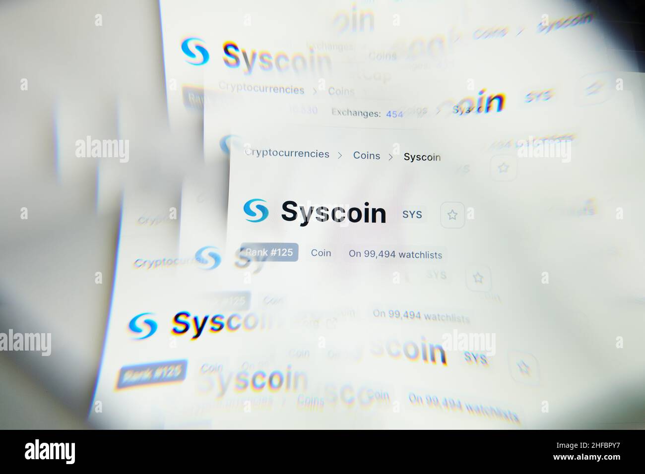 Milan, Italie - 11 janvier 2022: Syscoin - logo SYS sur écran d ...