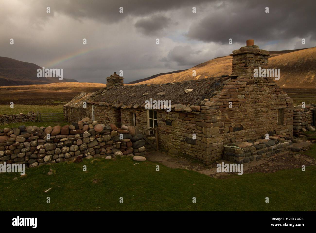 Stone bothy Banque de photographies et d’images à haute résolution - Alamy