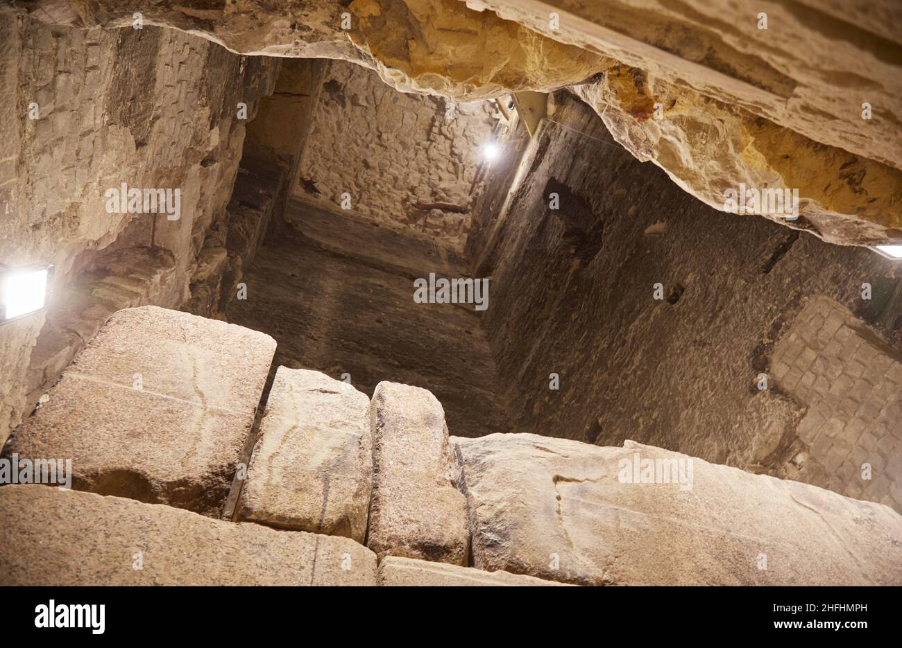 Egyptian pyramid inside Banque de photographies et d’images à haute ...