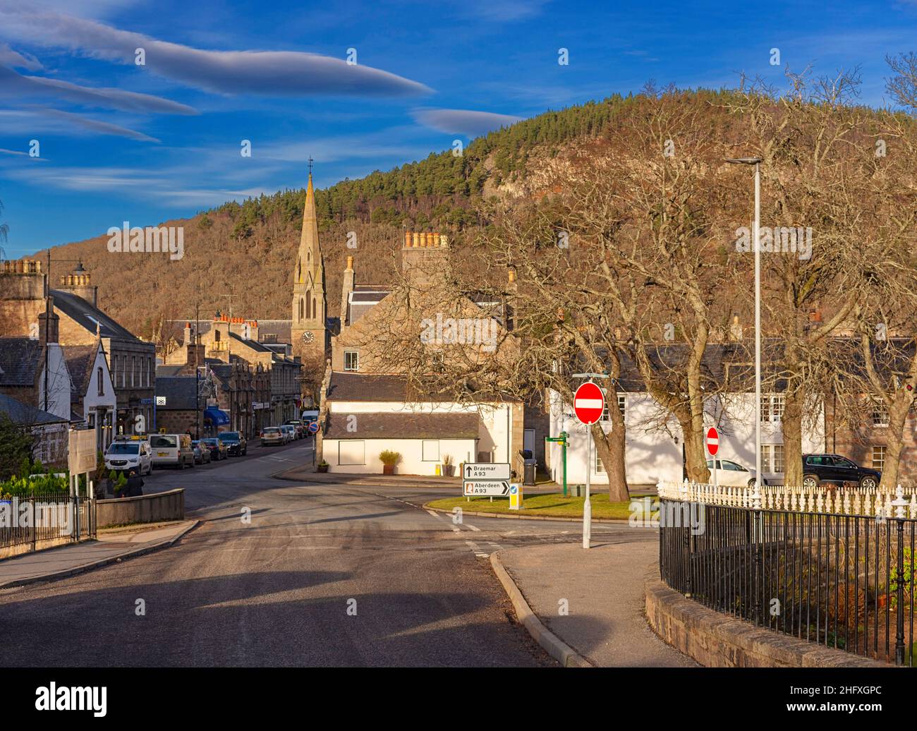 View village ballater royal deeside Banque de photographies et d’images ...