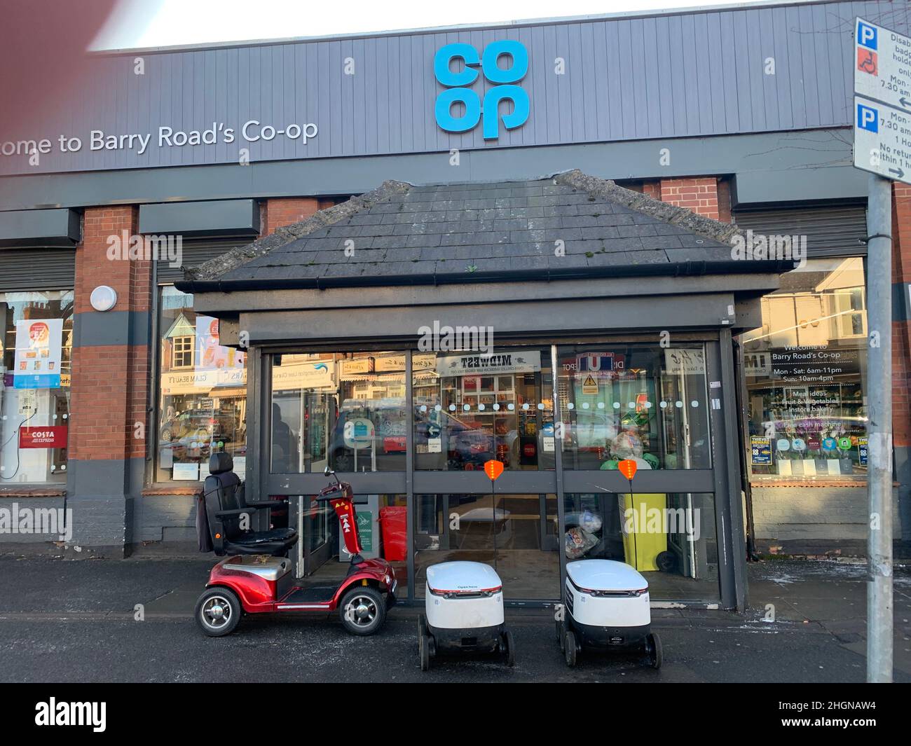 Robots de livraison de vaisseaux Banque de photographies et d’images à haute résolution - Alamy