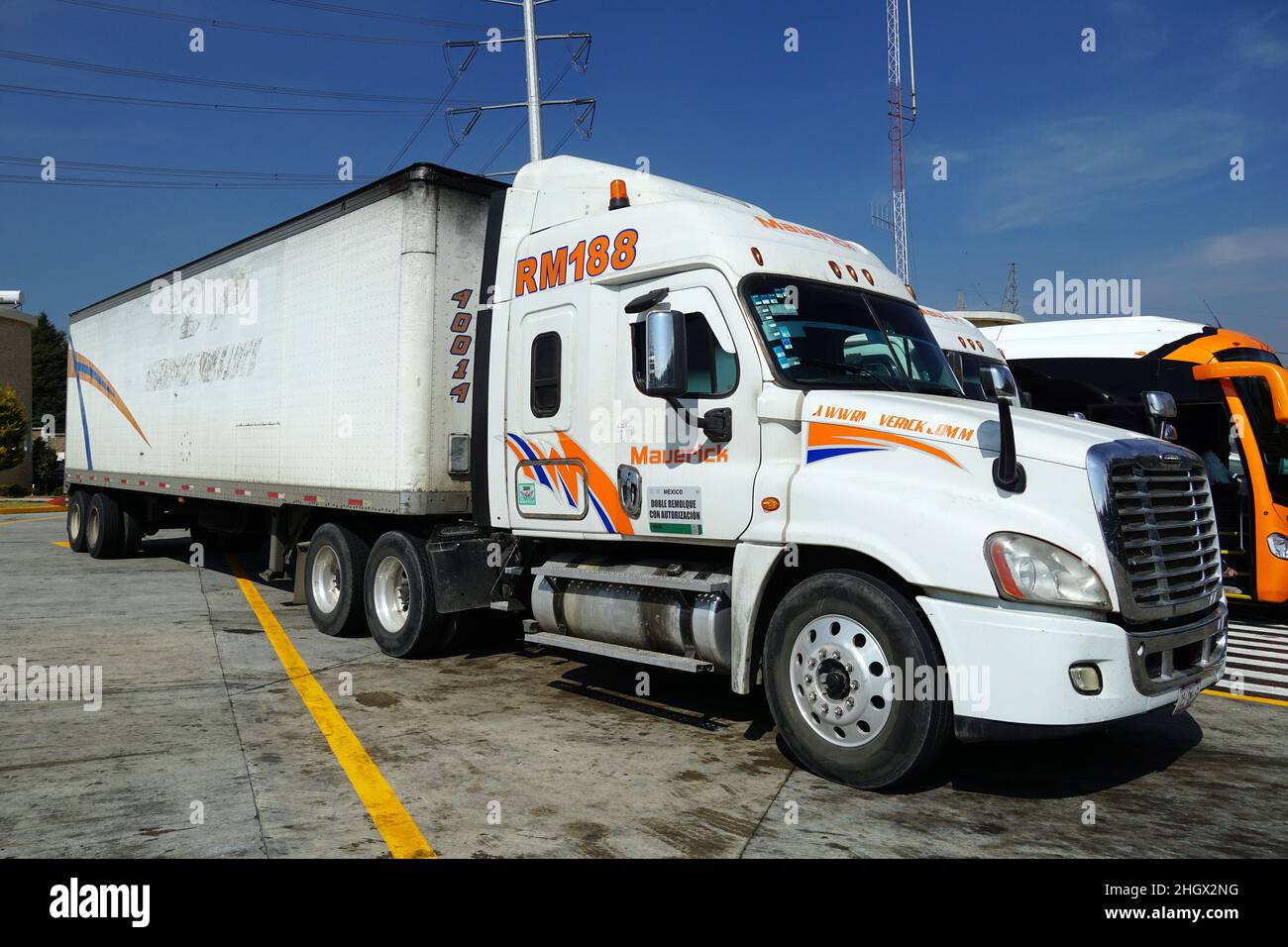Freightliner mexico Banque de photographies et d’images à haute ...
