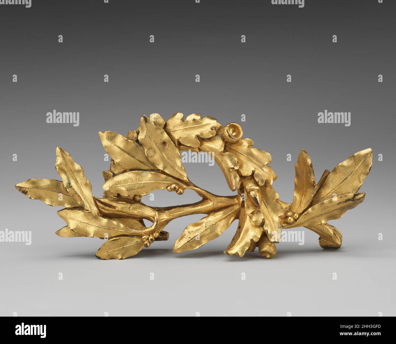 Couronne constituée de branches de Laurier et de chêne ca.1760–70 ...