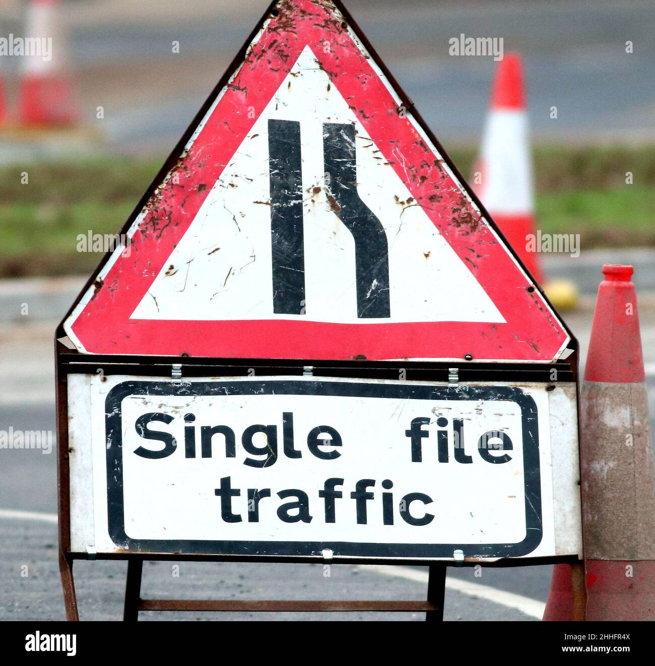 Panneau de signalisation de fichier unique Banque de photographies et d ...
