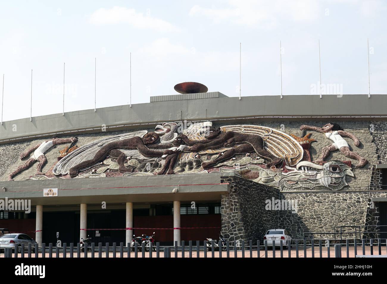 Stade universitario Banque de photographies et d’images à haute ...