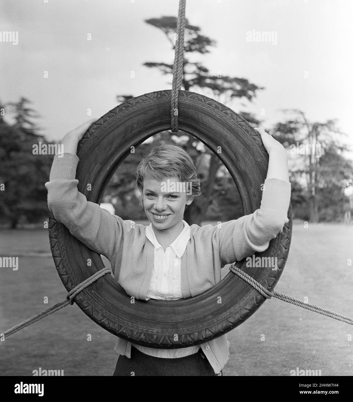 L'actrice Jill Bennett, âgée de 24 ans.12th août 1955 Photo Stock - Alamy