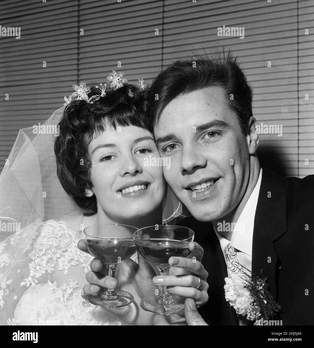 Le mariage de Marty Wilde et Joyce Baker, qui s'est tenu à Christ ...