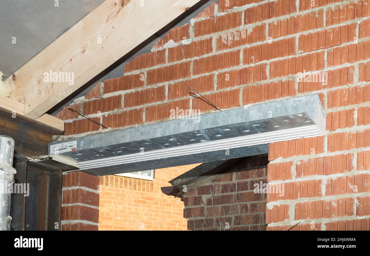 Steel lintel Banque de photographies et d’images à haute résolution - Alamy