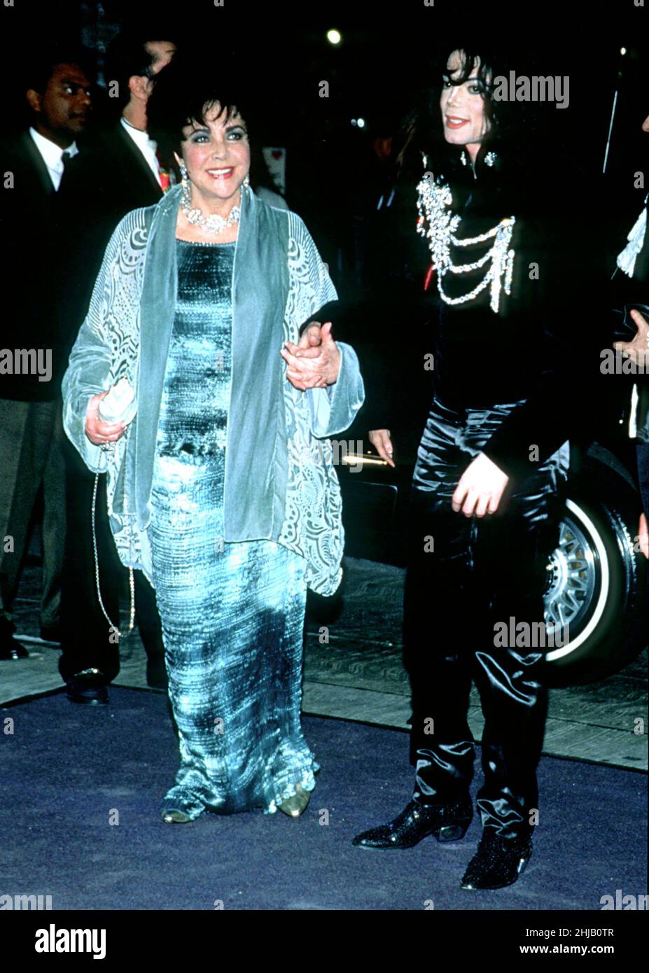 Michael Jackson avec Elizabeth Taylor 'Happy Birthday Elizabeth: A ...