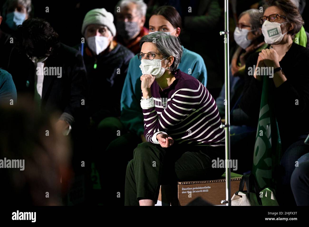 Yannick jadot rousseau Banque de photographies et d’images à haute ...