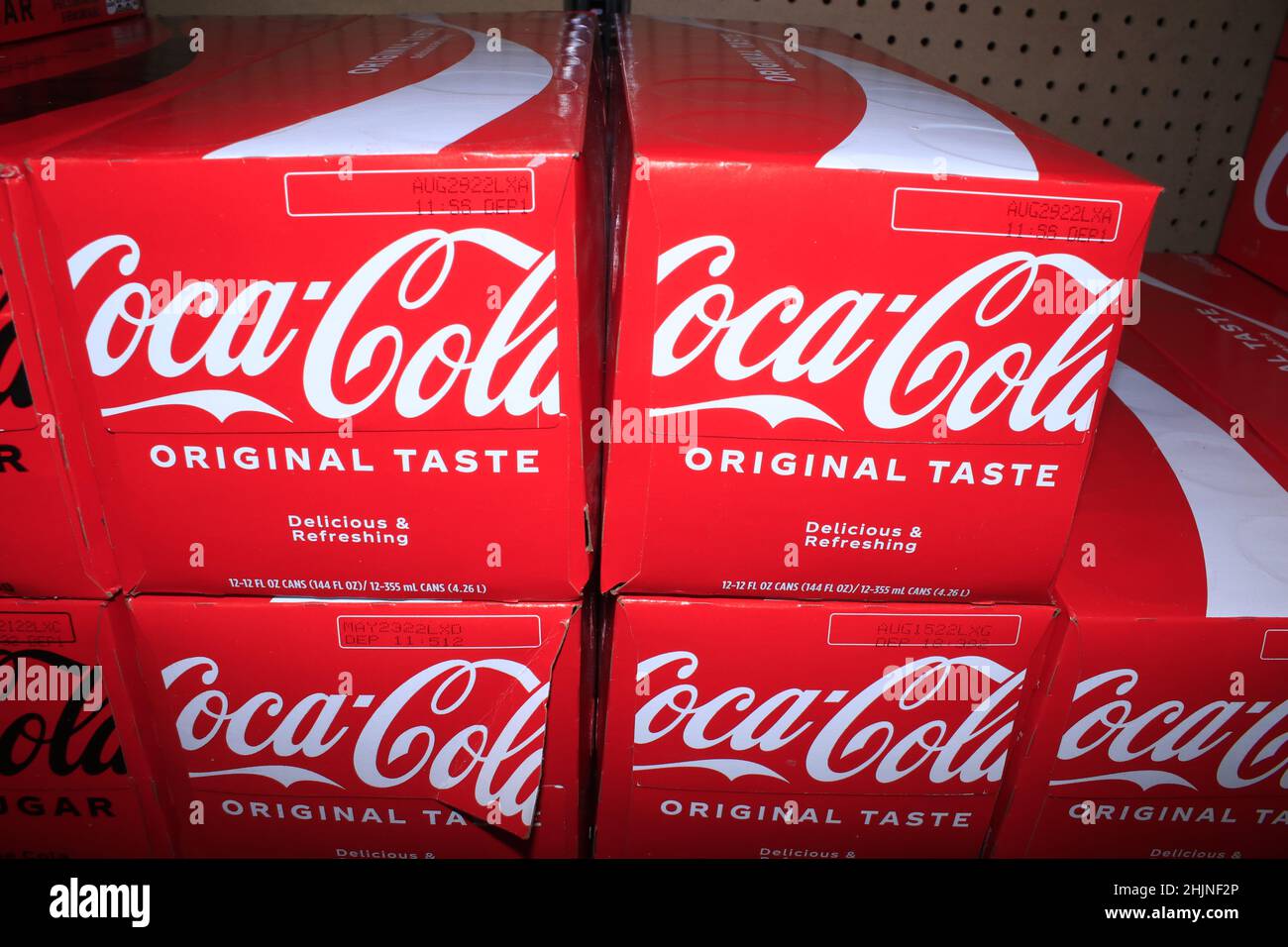 Cajas de coca cola Banque de photographies et d’images à haute ...