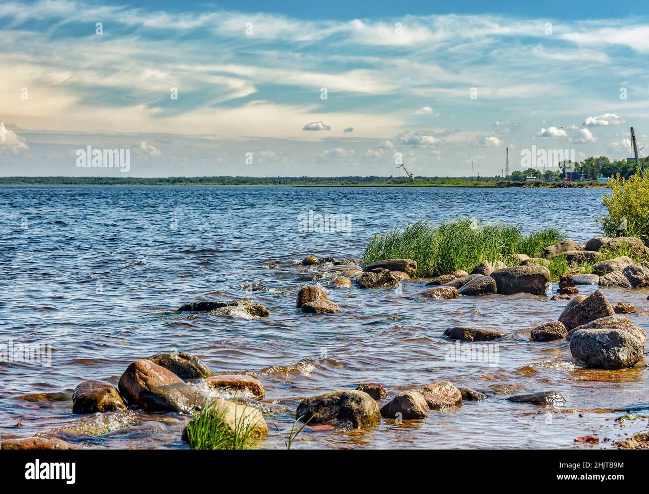 Le lac Ladoga est situé dans le nord-ouest de la Russie.C'est le plus ...