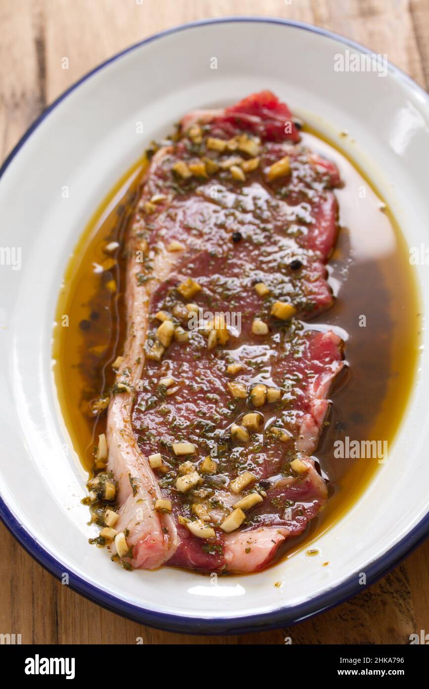 Viande en sauce Banque de photographies et d’images à haute résolution ...