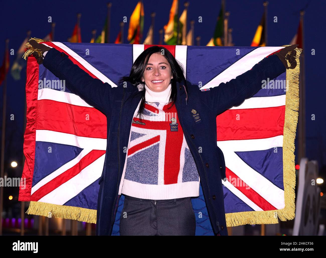 Eve Muirhead, porte-drapeau de l'équipe GB, pose une photo dans le ...