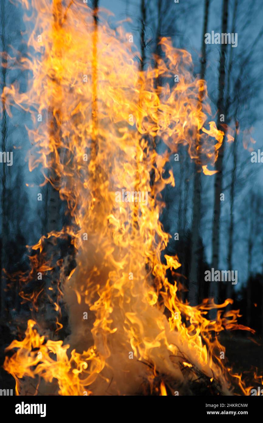 Flammes de feu Banque de photographies et d’images à haute résolution ...