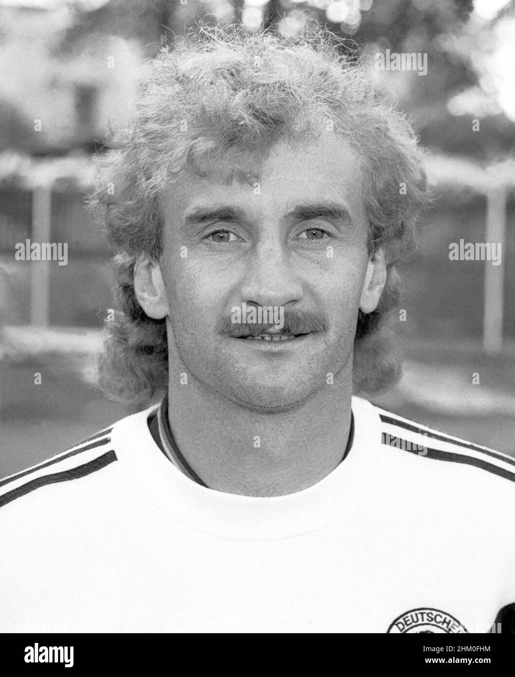 Rudi voller 1992 Banque de photographies et d’images à haute résolution ...