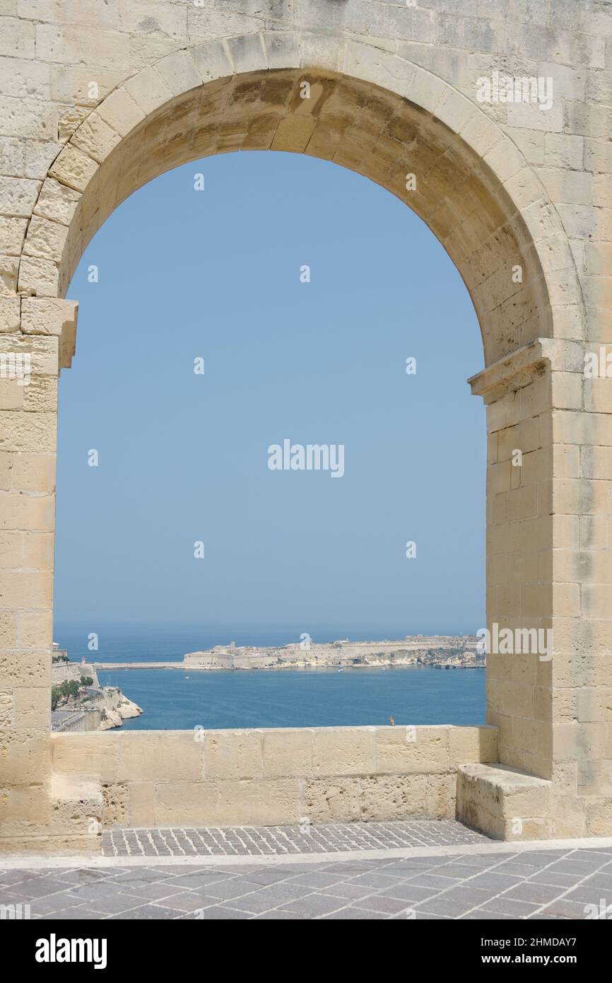 Grande arche de pierre Banque d'image et photos - Alamy