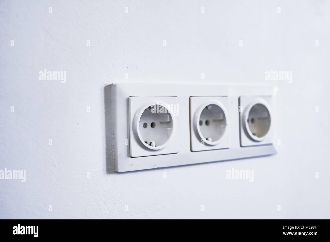 Prise triple Banque de photographies et d’images à haute résolution - Alamy