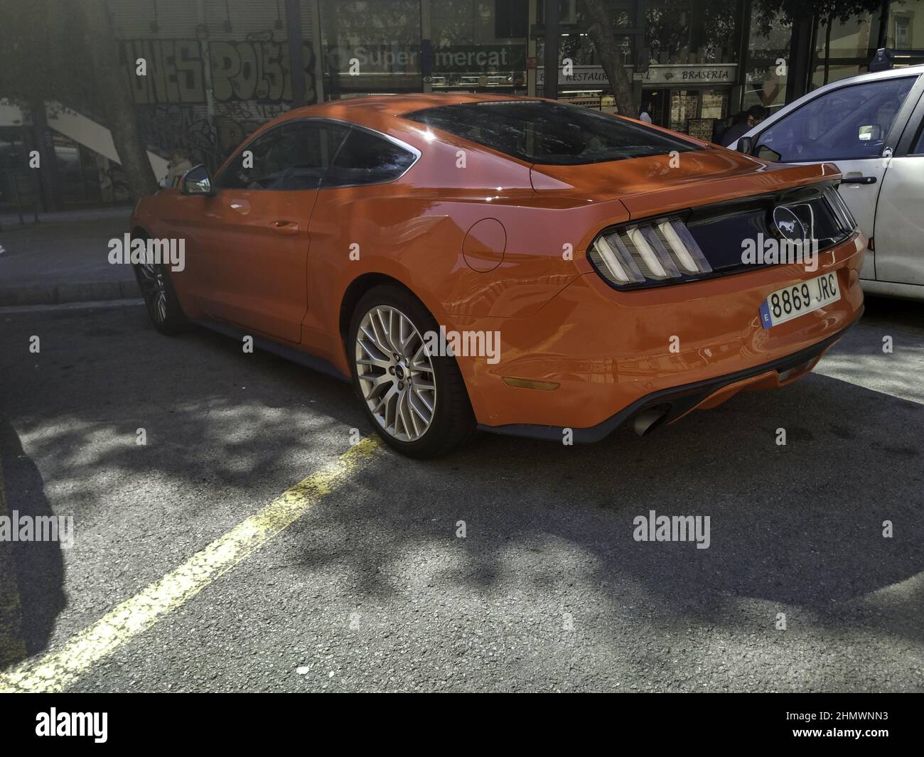 Ford mustang gt 5 0 v8 Banque de photographies et d’images à haute résolution - Alamy