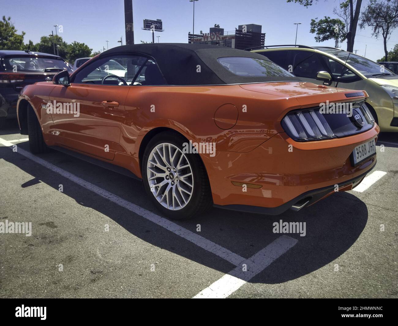 Ford mustang gt 5 0 v8 Banque de photographies et d’images à haute résolution - Alamy