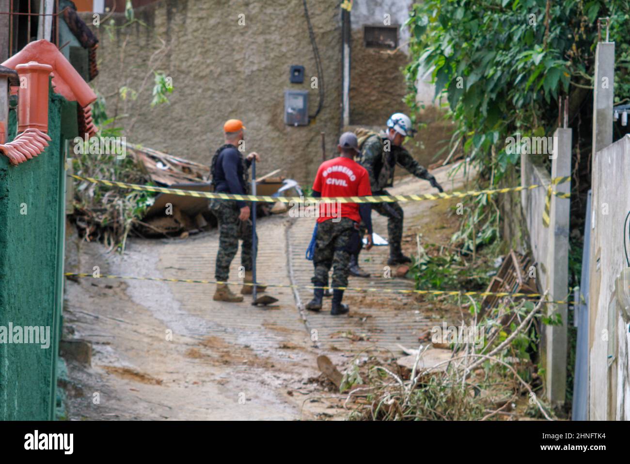 PETR'POLIS, RJ - 16.02.2022: TRAGÉDIE DANS LA PETRÓPOLIS RJ - dommages et bouleversements causés ...
