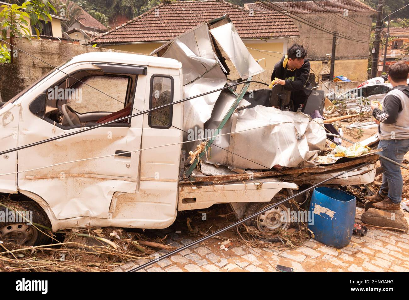 PETR'POLIS, RJ - 16.02.2022: TRAGÉDIE À PETROPOLIS RJ - le lendemain de la grave tempête qui a ...