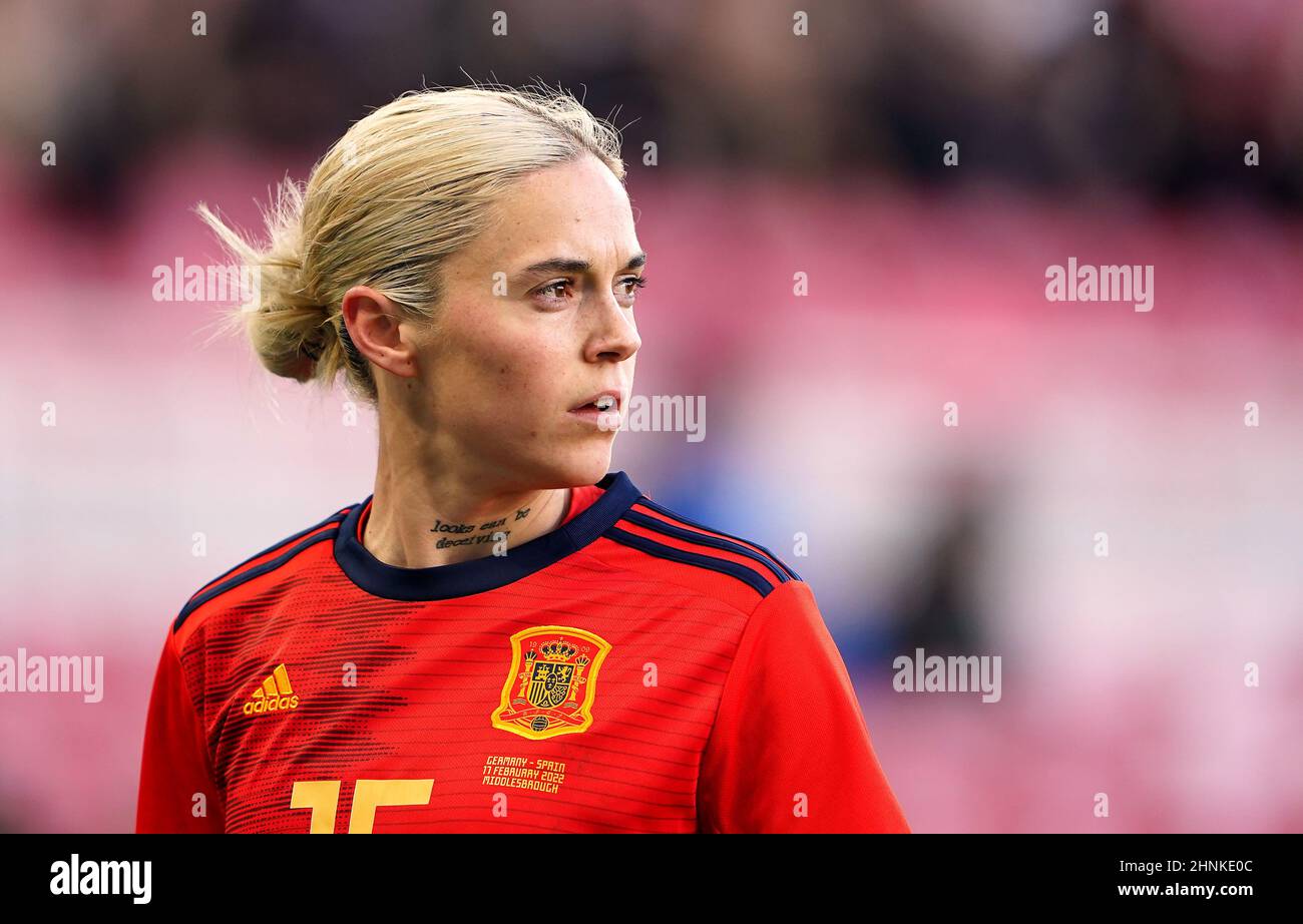 Pilar leon Banque de photographies et d’images à haute résolution - Alamy