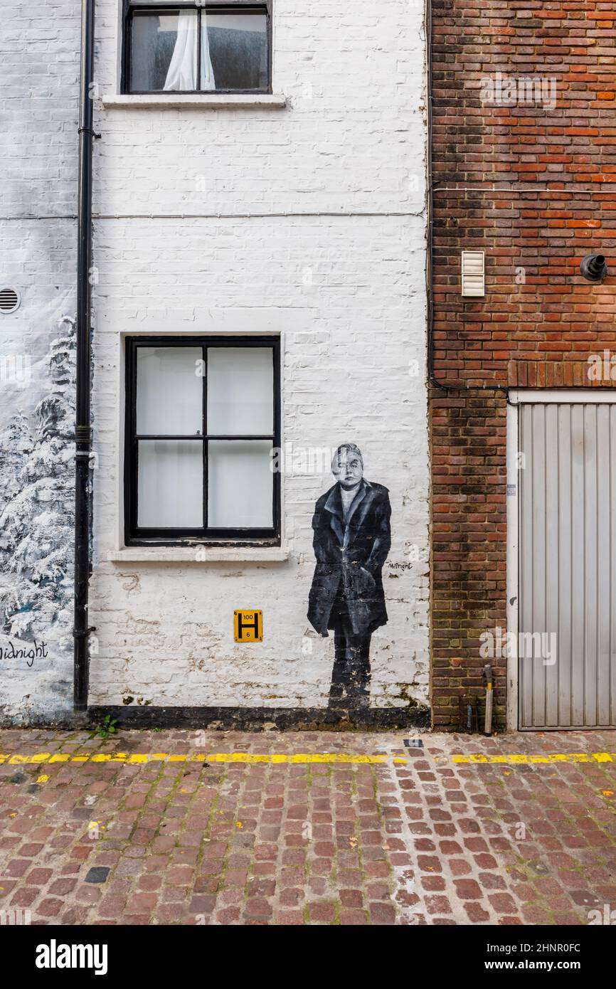 Portrait du célèbre artiste gay Francis Bacon sur un mur que la ...