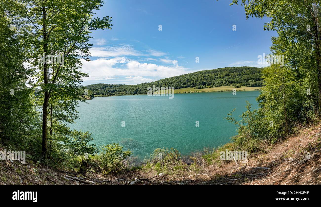 Lac ilay Banque de photographies et d’images à haute résolution - Alamy