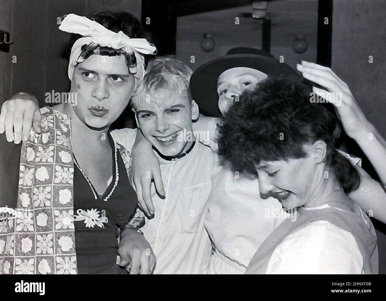 1980s night club Banque de photographies et d’images à haute résolution ...