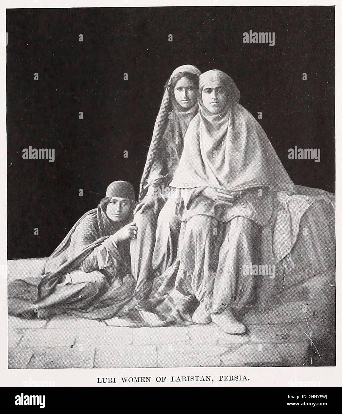 Luri femmes du Laristan, Perse des races vivantes de l'humanité : Un ...