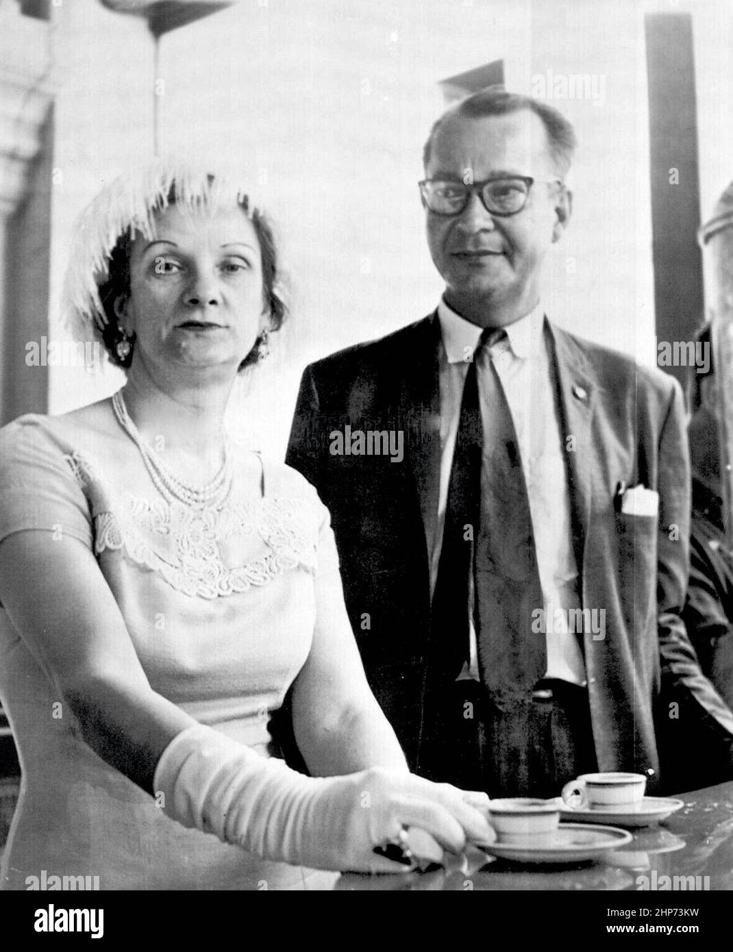 L'ancienne actrice silencieuse Helen Lynch et Robert Carrolle Nye ont ...