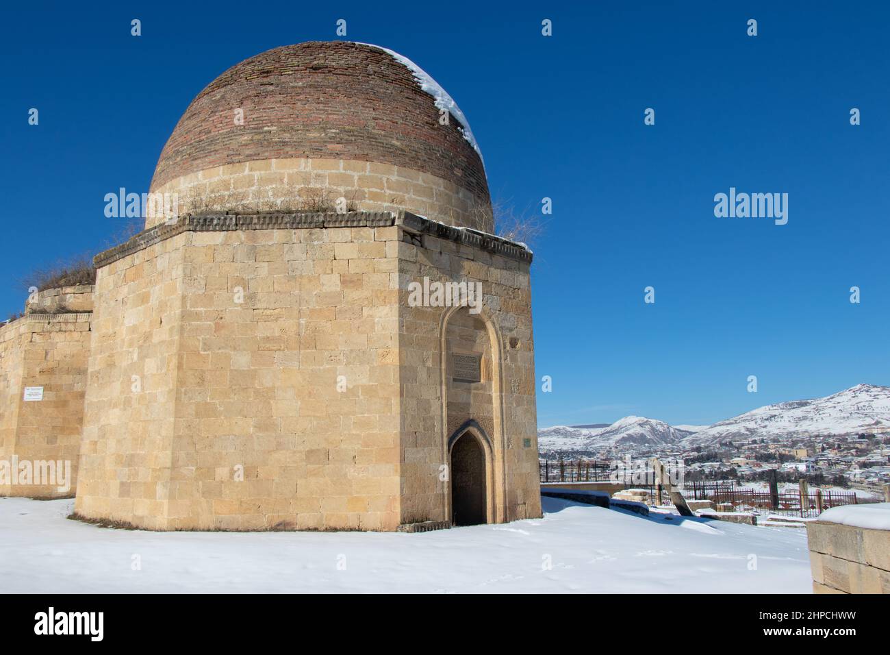 Shamakhi mausoleum Banque de photographies et d’images à haute ...