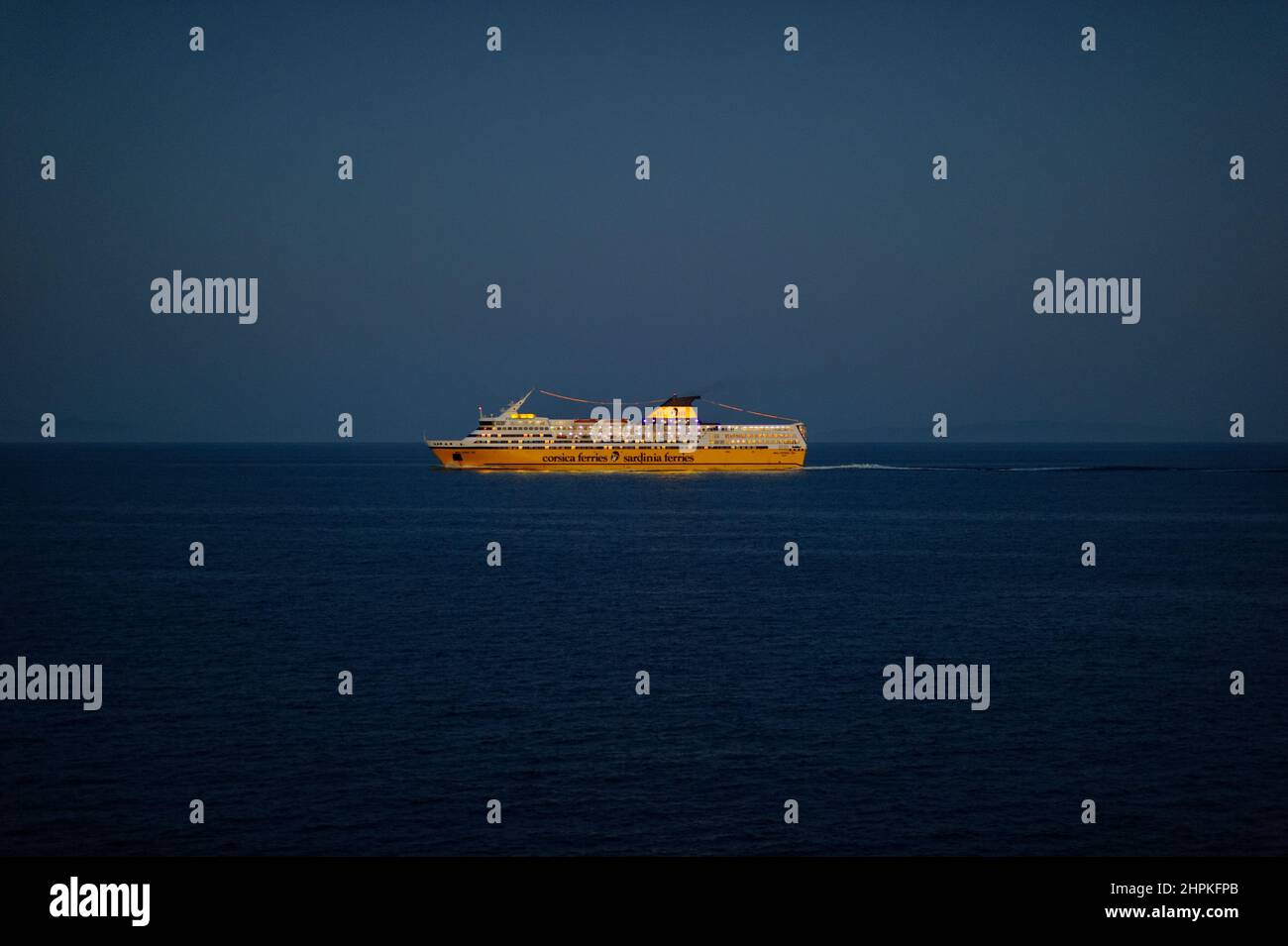 Sardinia ferries Banque de photographies et d’images à haute résolution ...