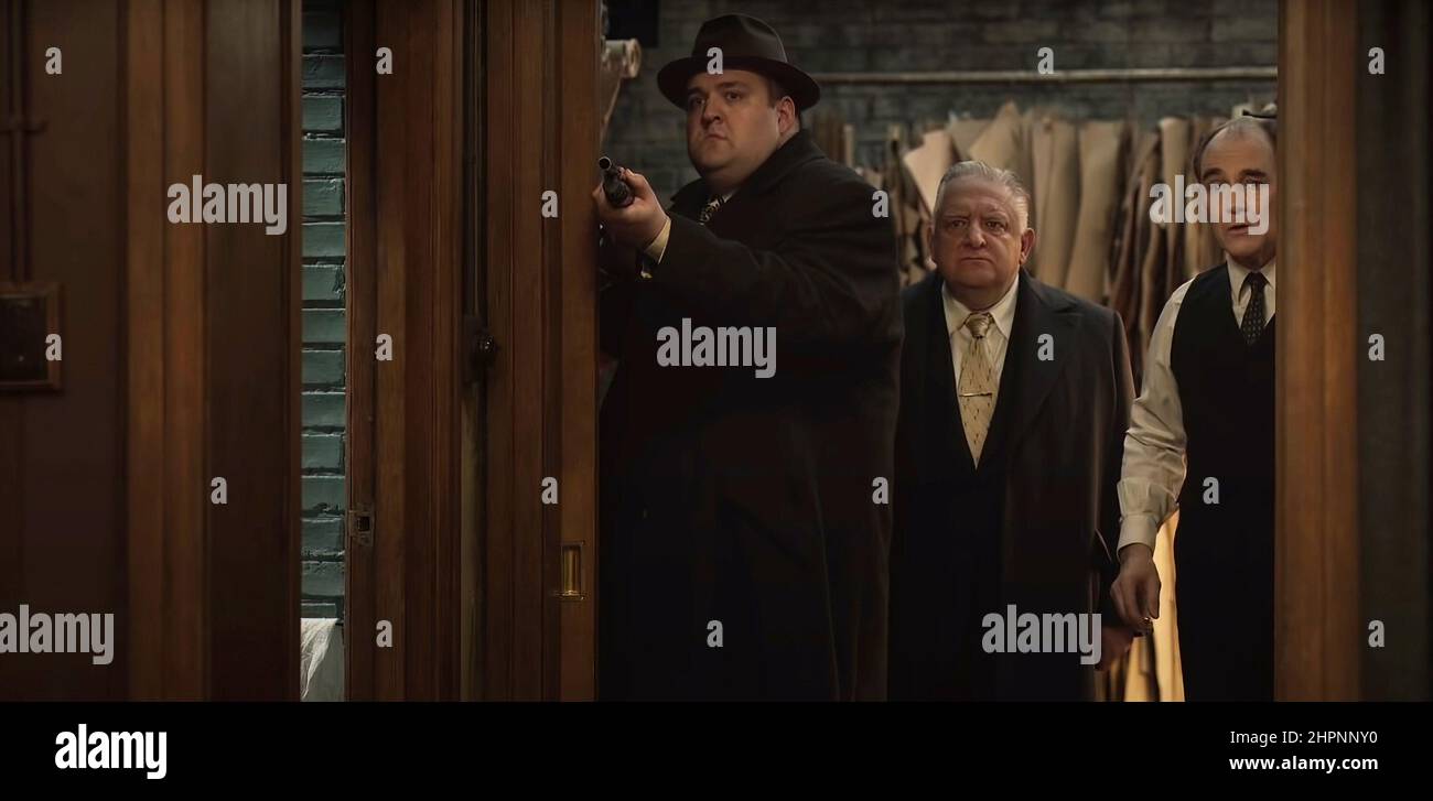 LA TENUE, de gauche à droite : Alan Mehdizadeh, Simon Russell Beale ...