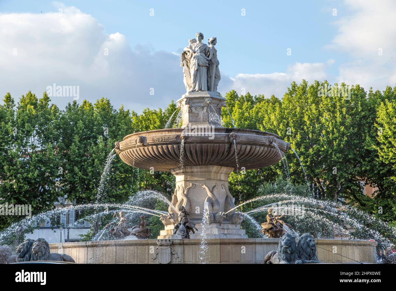 La fontaine de la rotonde Banque de photographies et d’images à haute ...