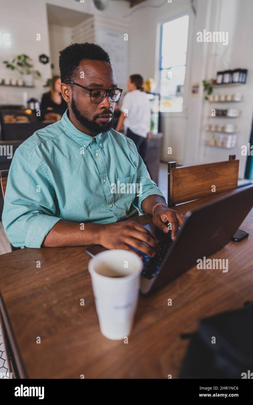 Business professionnels noirs Banque de photographies et d’images à ...
