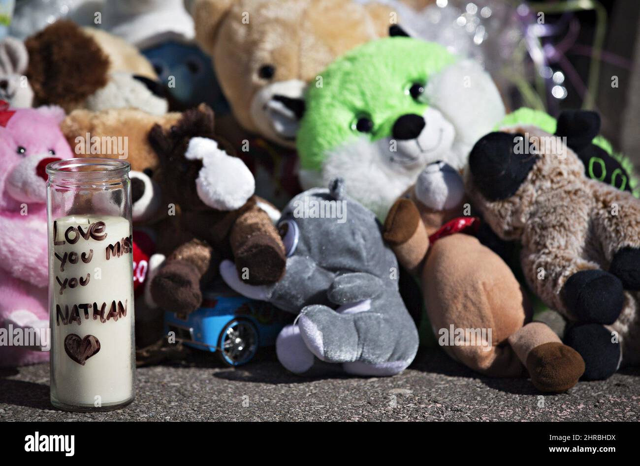 Un mémorial se trouve à l'extérieur de la maison de Nathan Dumas, le ...