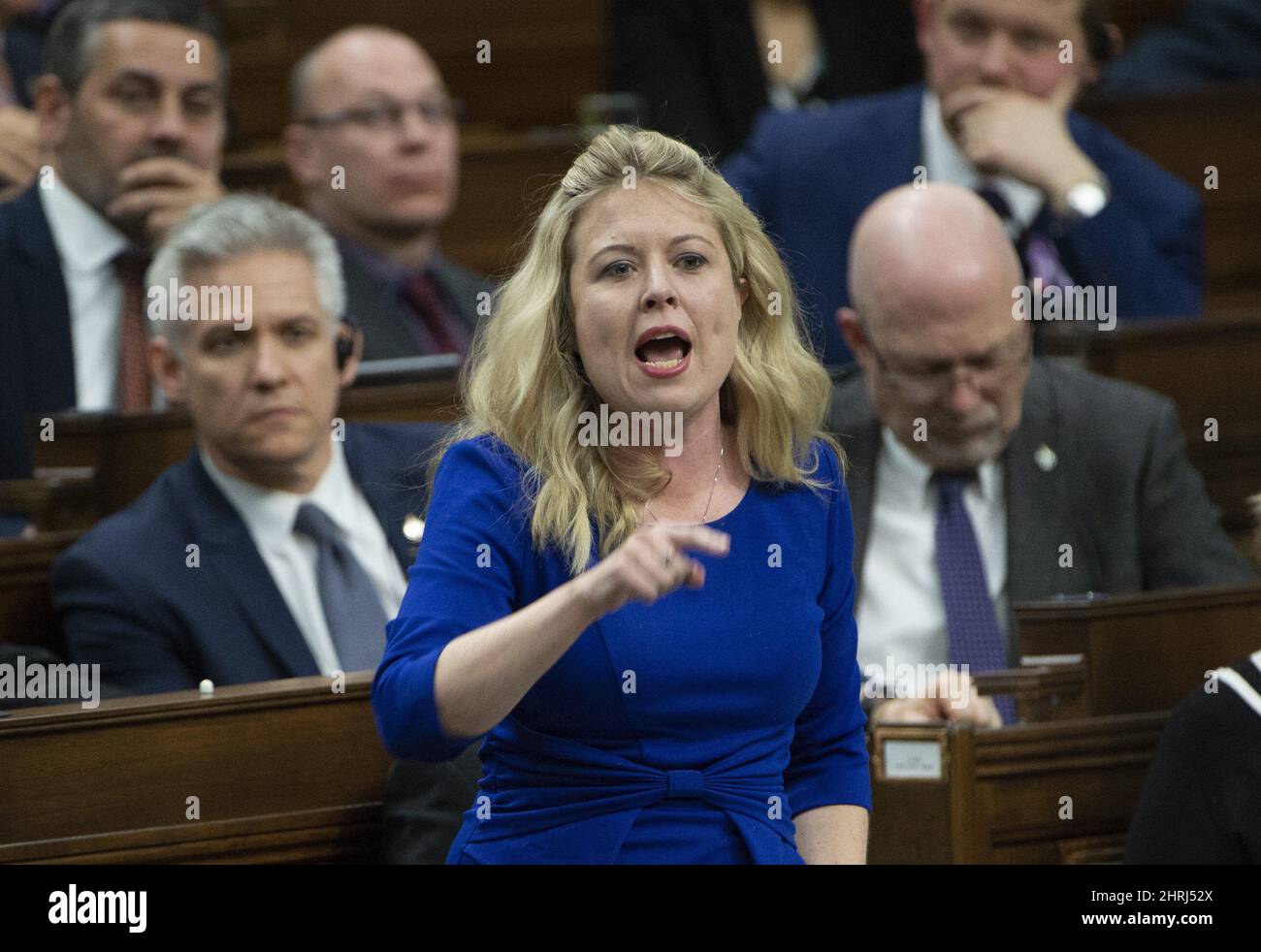 La députée conservatrice Michelle Rempel prend la parole pendant la ...